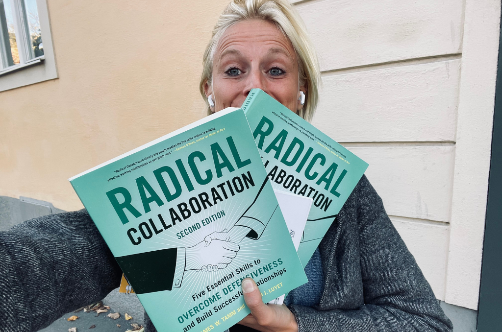 Bridging Organizational Silos – Introducing Radical Collaboration (Swedish)